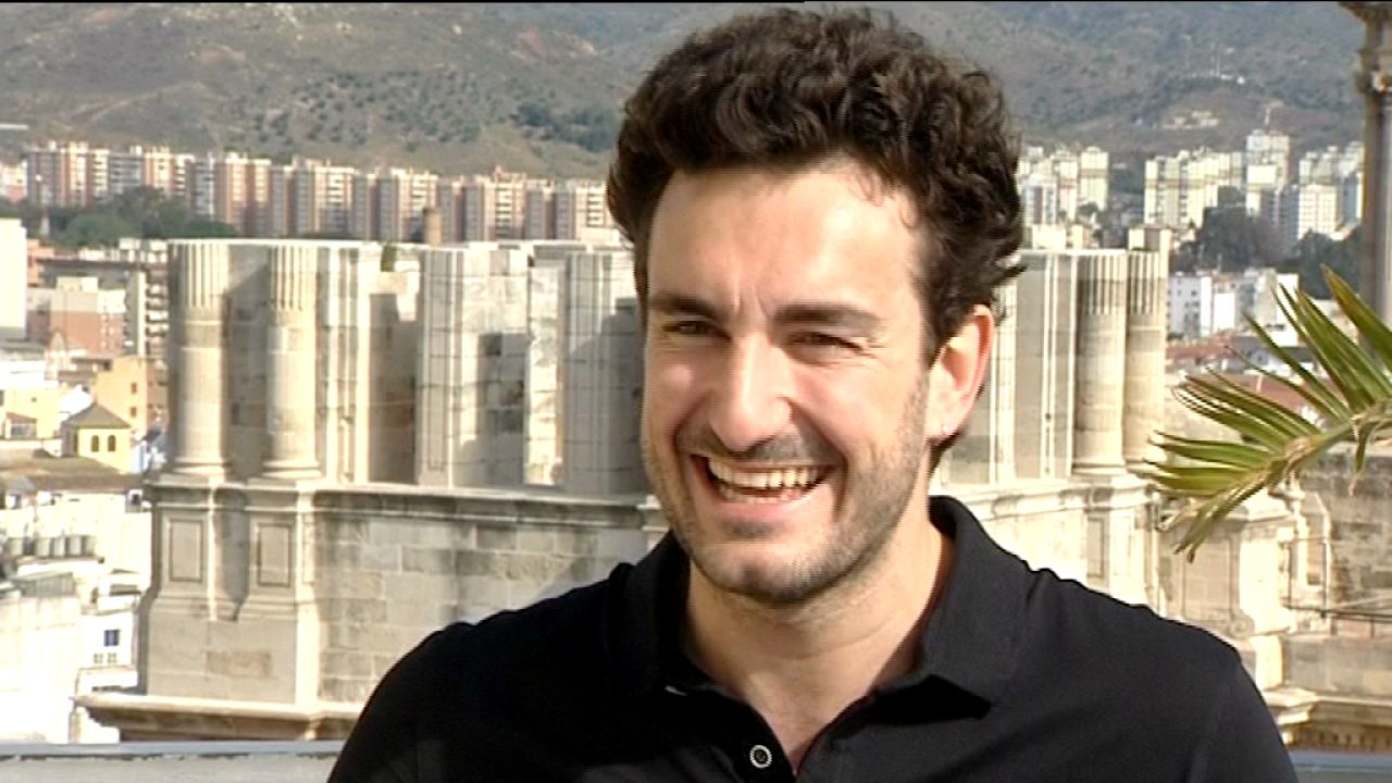 Miki Esparbé presenta 'Cuerpo de Élite': Miki Esparbé presenta 'Cuerpo de Élite':
